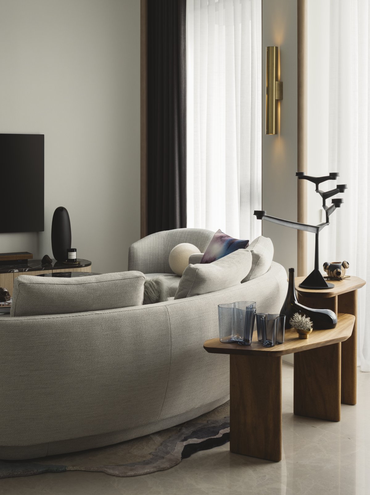 YinjiSpace - 932 Designs x Highline House